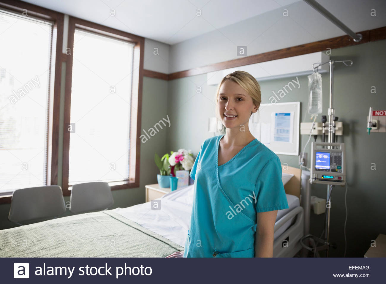 Nurse hospital hi-res stock photography and images - Alamy