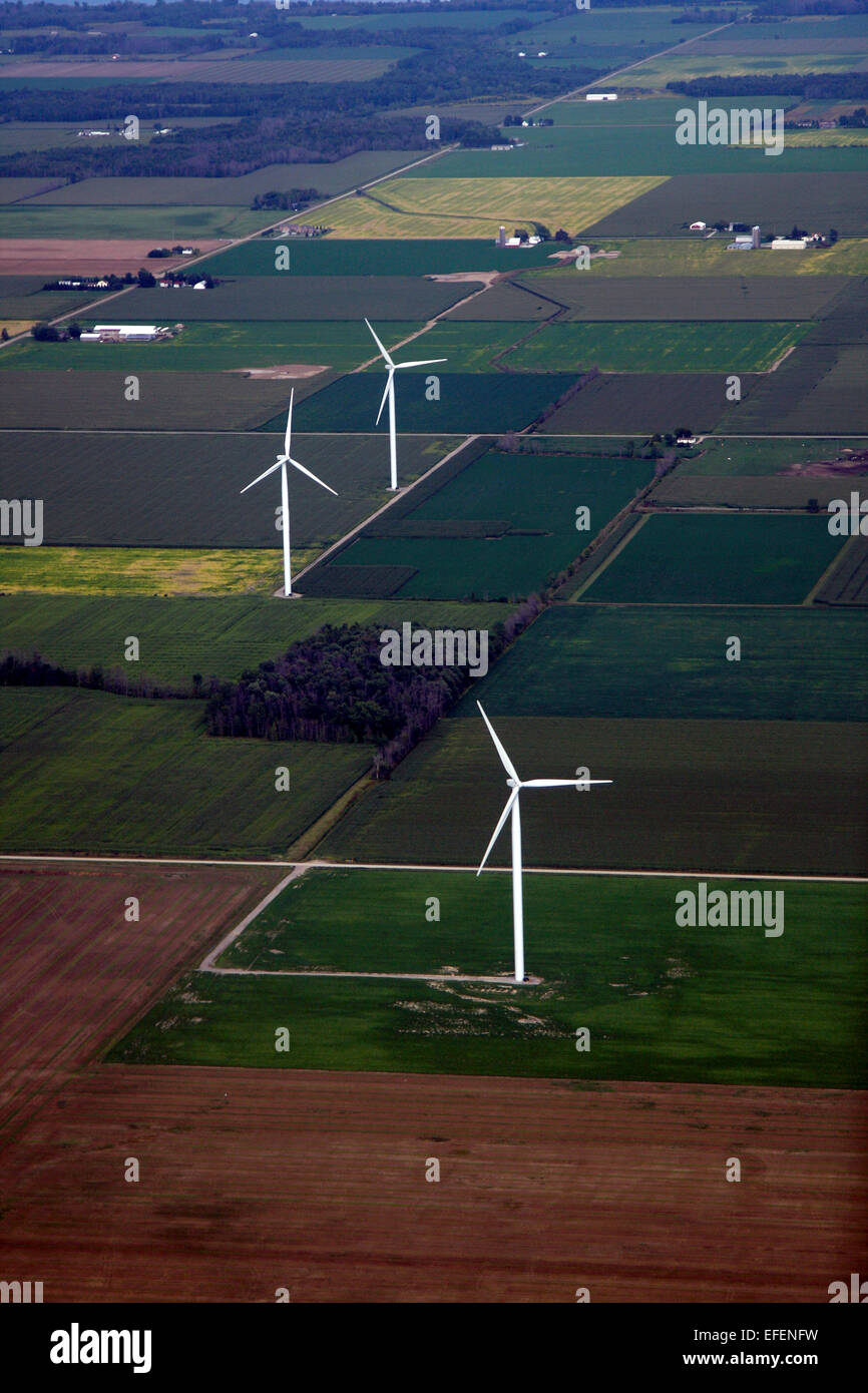 Wind turbines amongst farmland in the Saginaw Bay area of Michigan ...