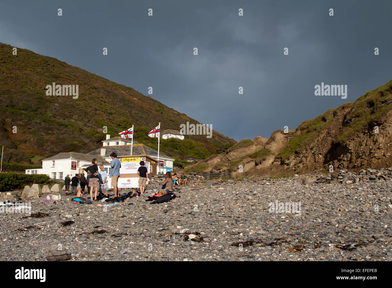 Cornwall lifeguards rnli hi-res stock photography and images - Alamy