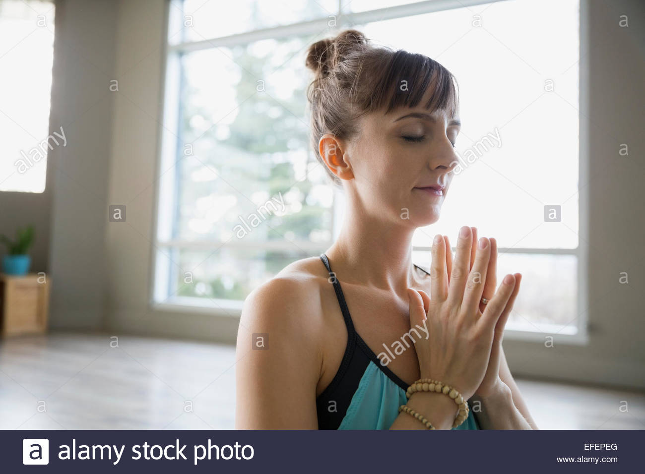 Position hands hi-res stock photography and images - Alamy