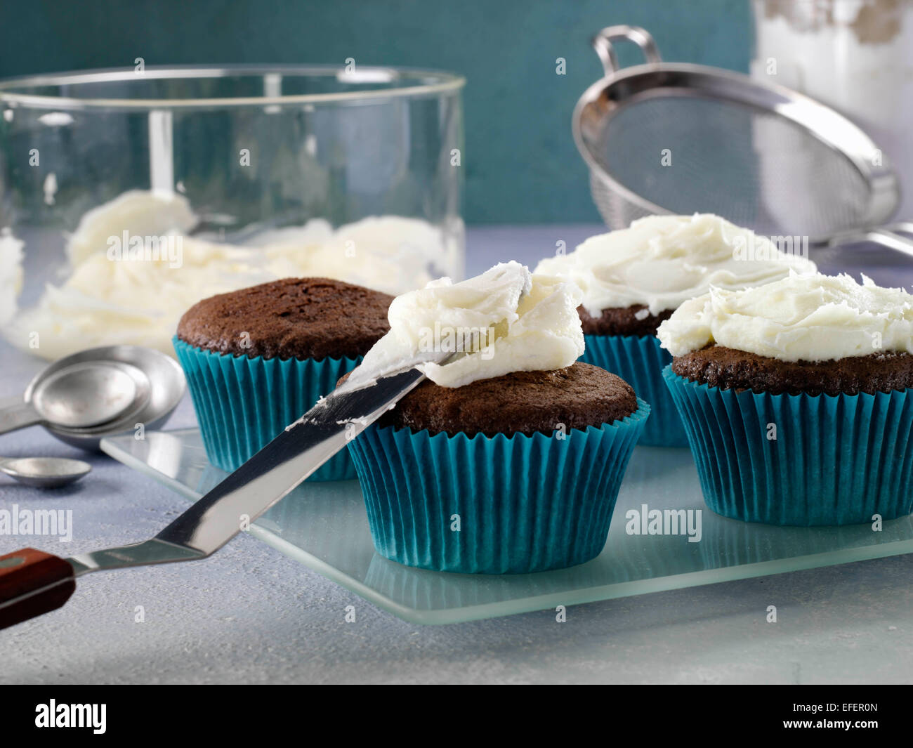 Stevia buttercream frosting Stock Photo - Alamy