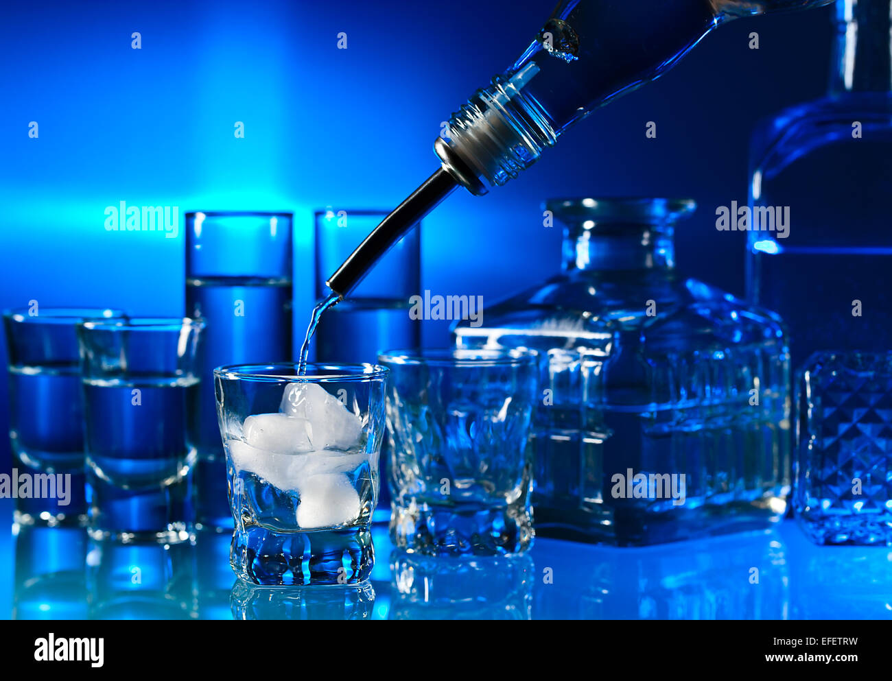 Vodka and ice hi-res stock photography and images - Alamy