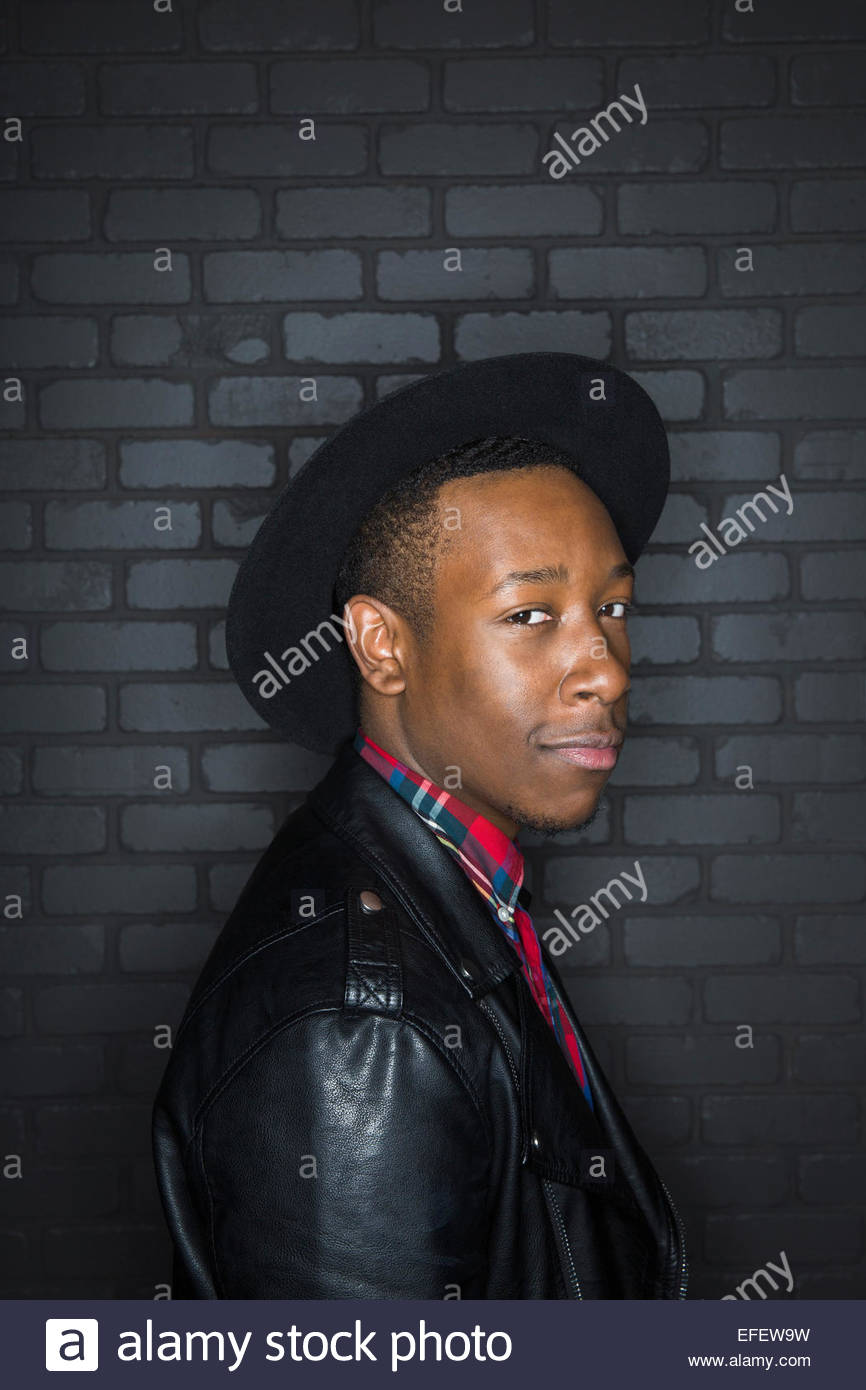 Posing with fedora hi-res stock photography and images - Alamy