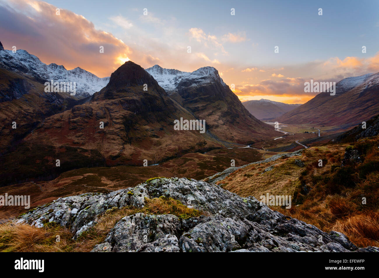 The three sisters of glencoe hi-res stock photography and images - Alamy