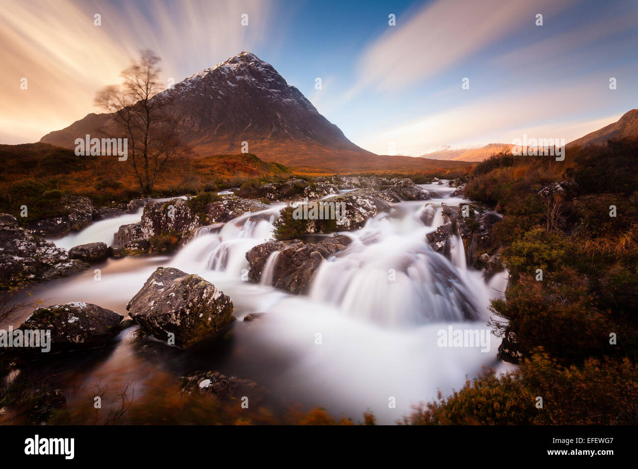 Buachaille etive mor mountain stob dearg hi-res stock photography and ...