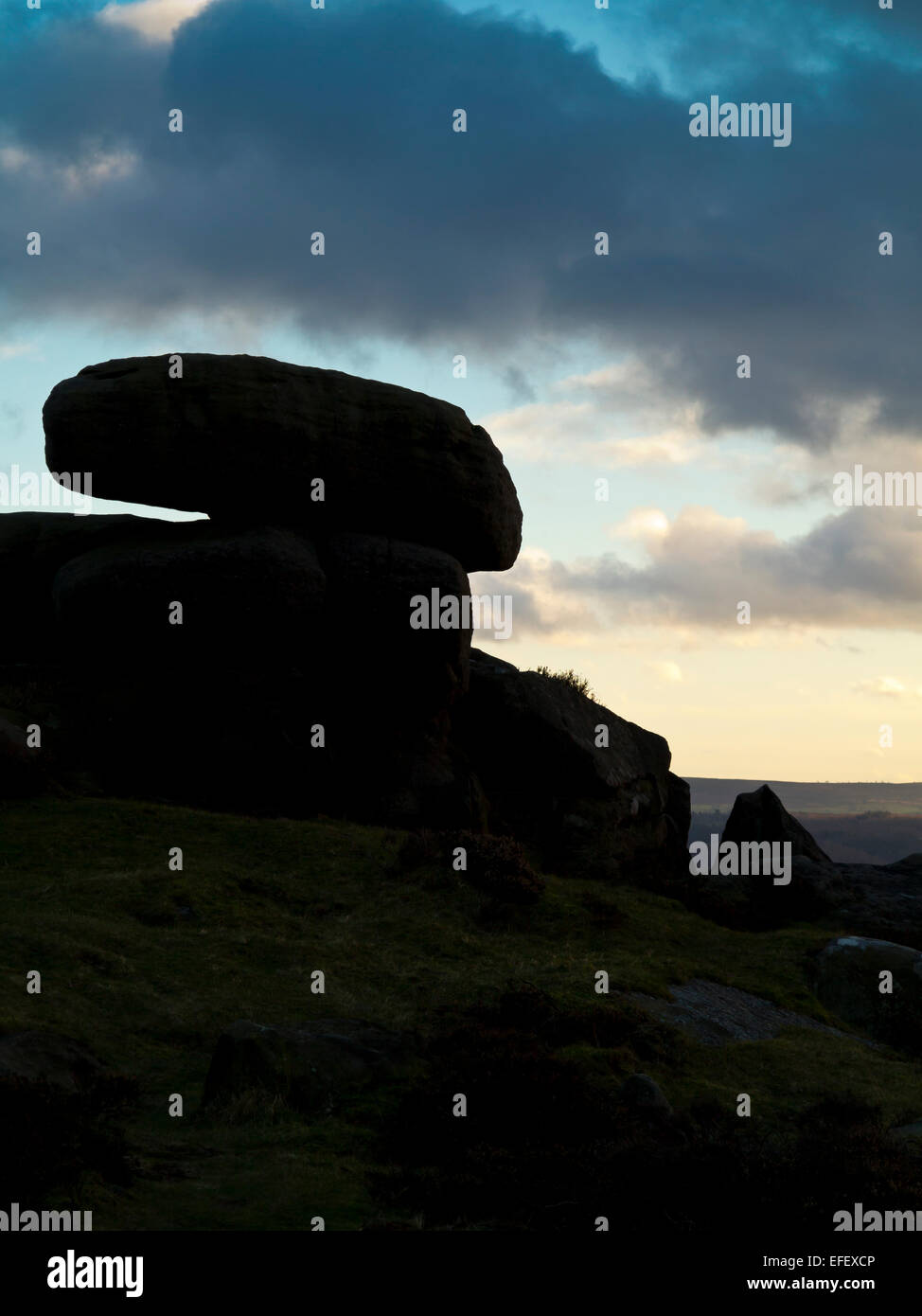 Edge rock hi-res stock photography and images - Alamy