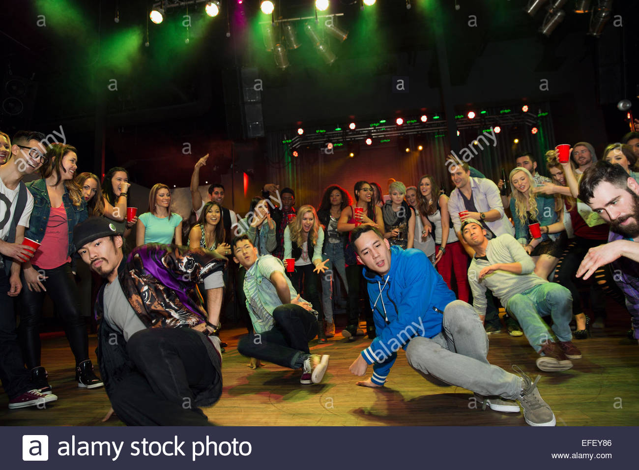 Crowd Watching Dancers High Resolution Stock Photography and Images - Alamy