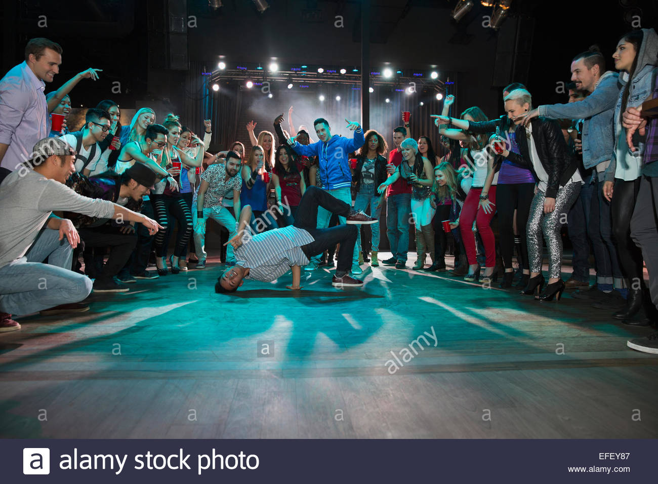 Filipino dance balance hi-res stock photography and images - Alamy