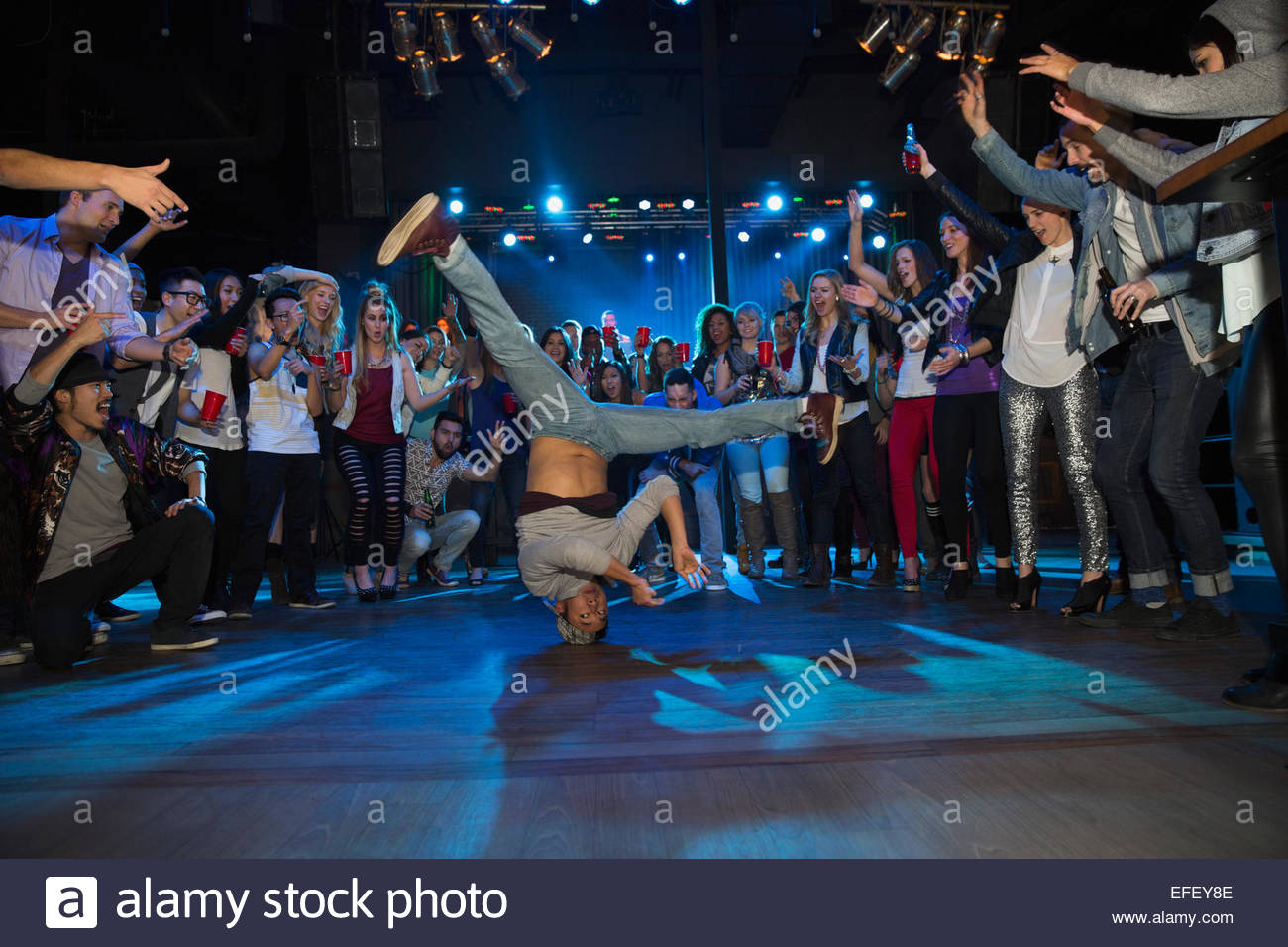 Filipino dance balance hi-res stock photography and images - Alamy
