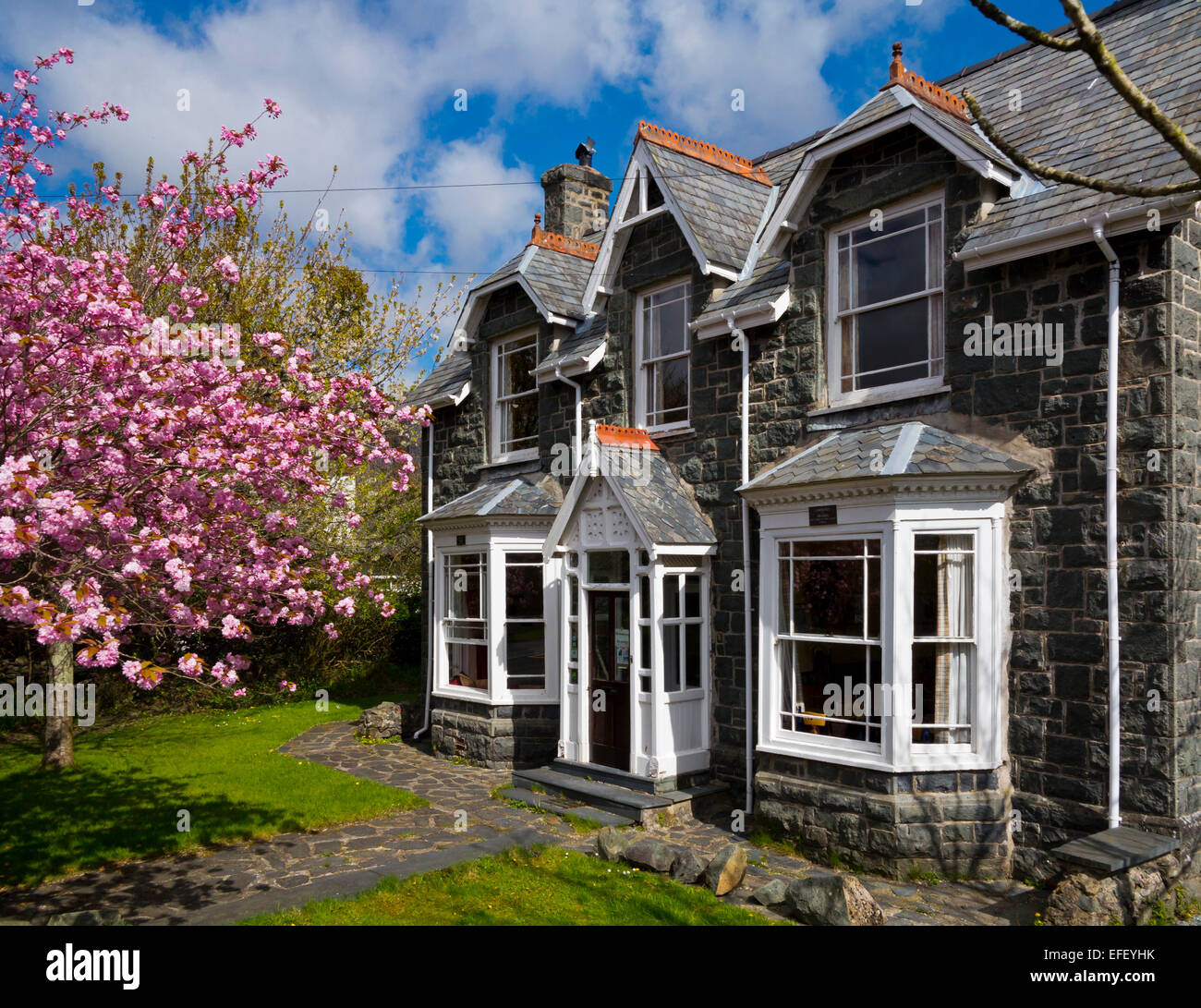 Snowdon lodge lawrence hi-res stock photography and images - Alamy