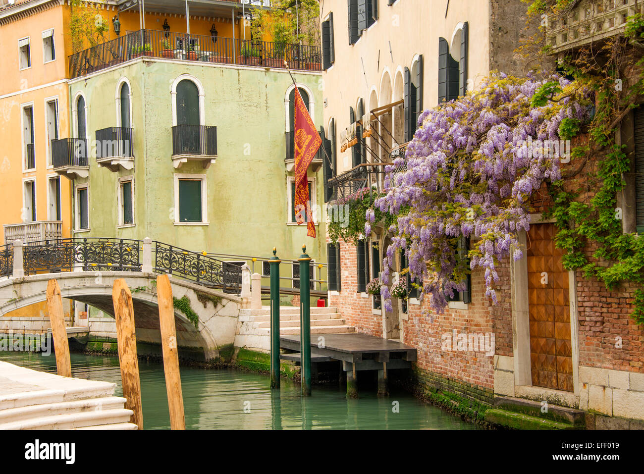 Venice footbridge hi-res stock photography and images - Alamy