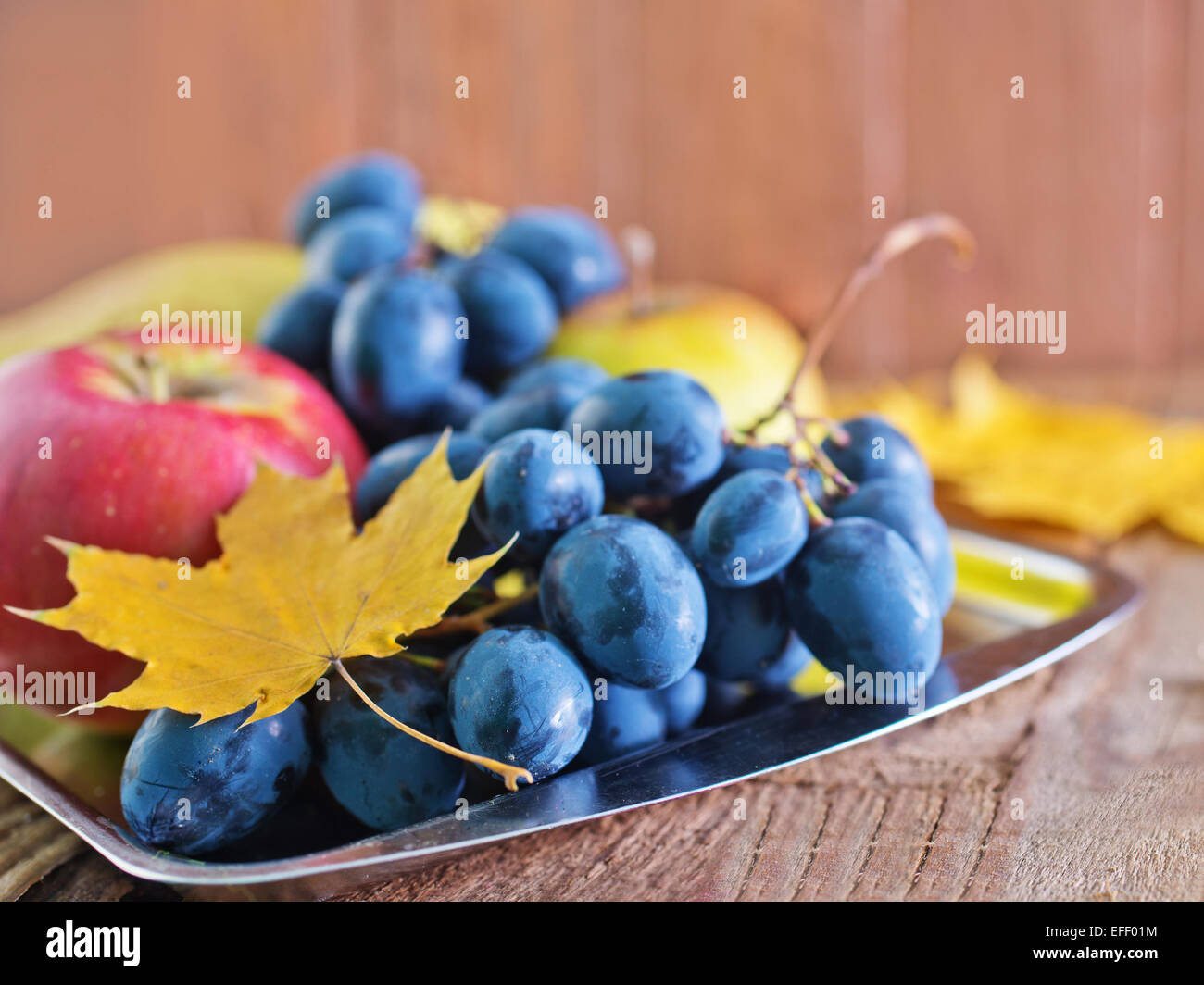 Wooden tray with rose pattern hi-res stock photography and images - Alamy