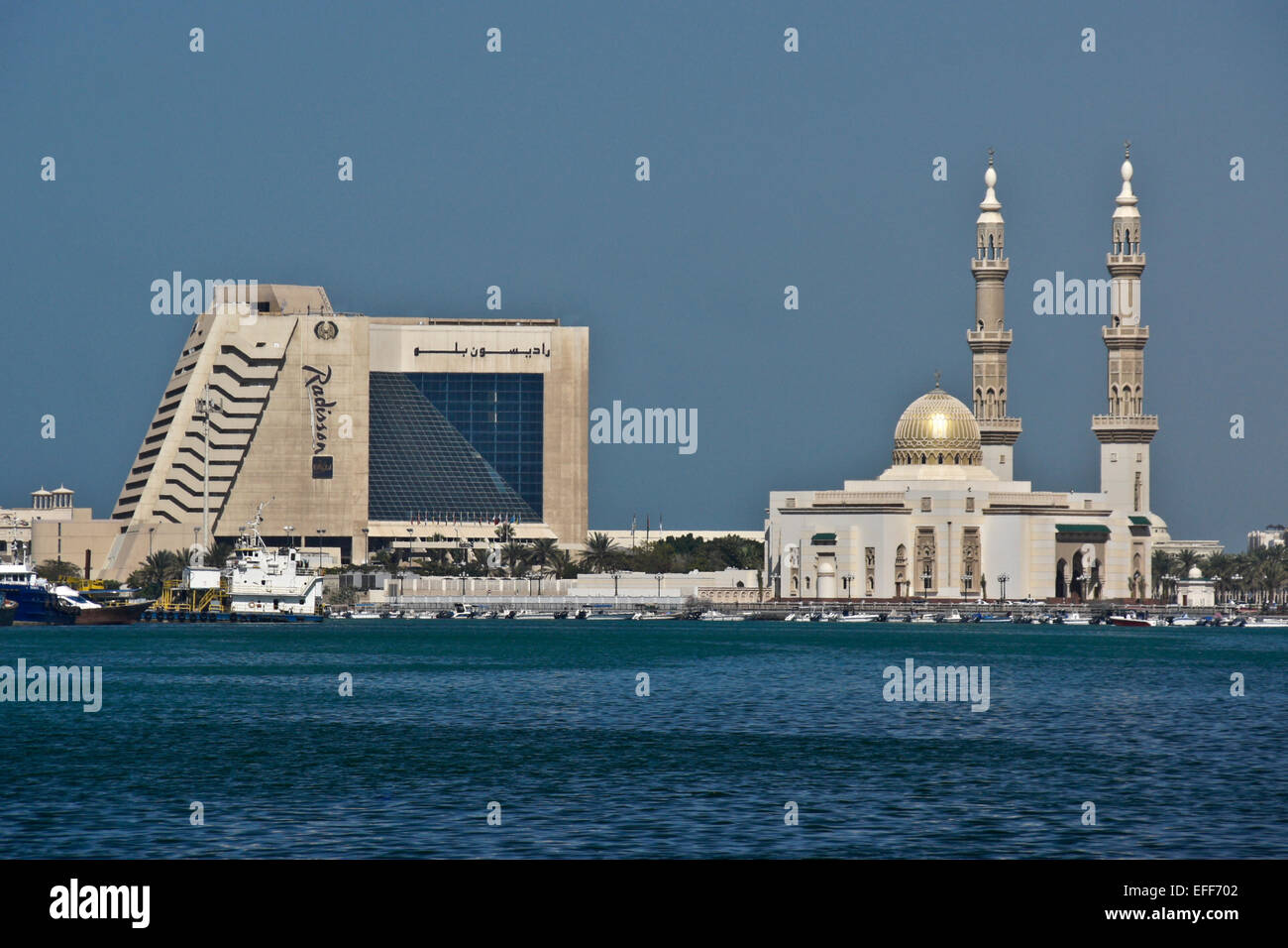Masjid al-Maghfirah (mosque) and Radisson Hotel on the Corniche ...