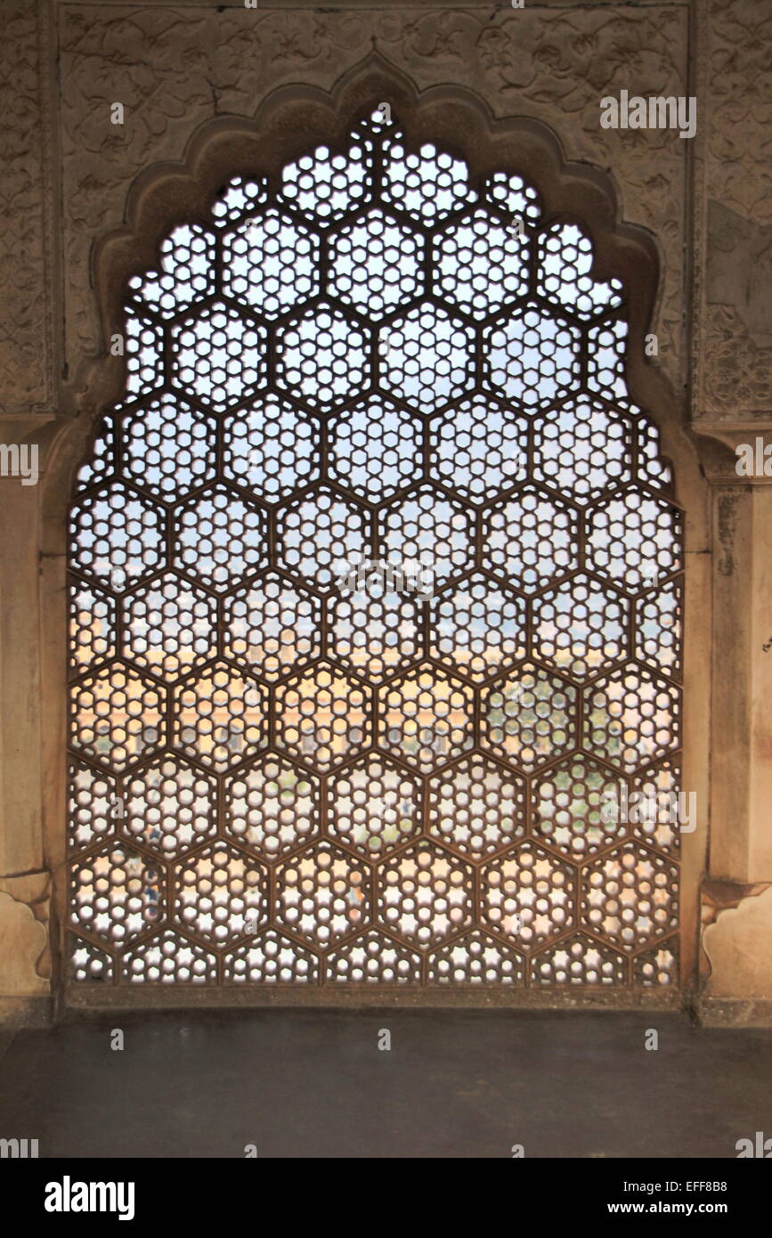 Skillful stone carving of honeycomb pattern inside honeycomb at Amer ...