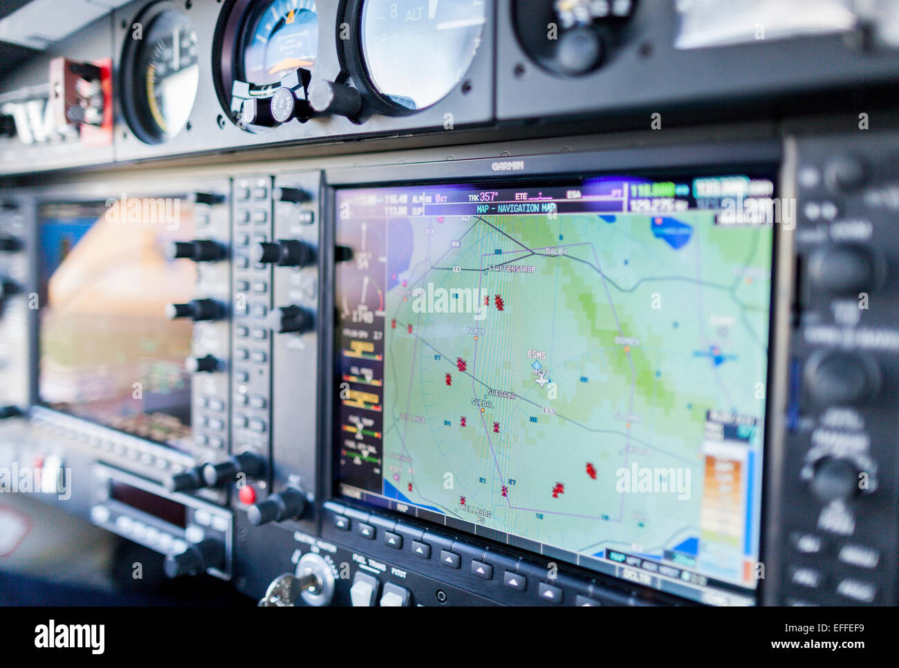 Use navigational instruments hi-res stock photography and images - Alamy