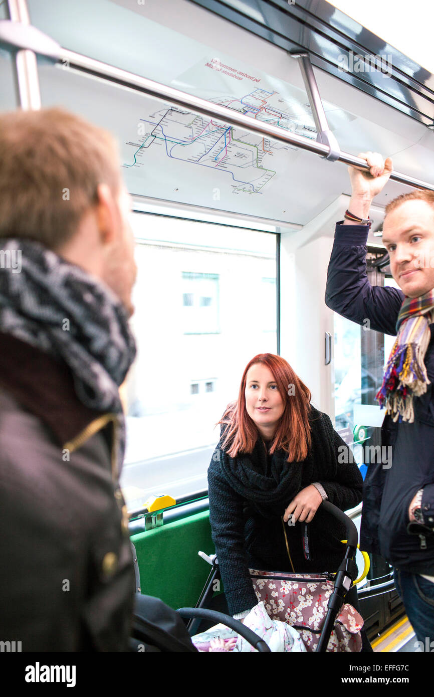 34 bus hi-res stock photography and images - Alamy