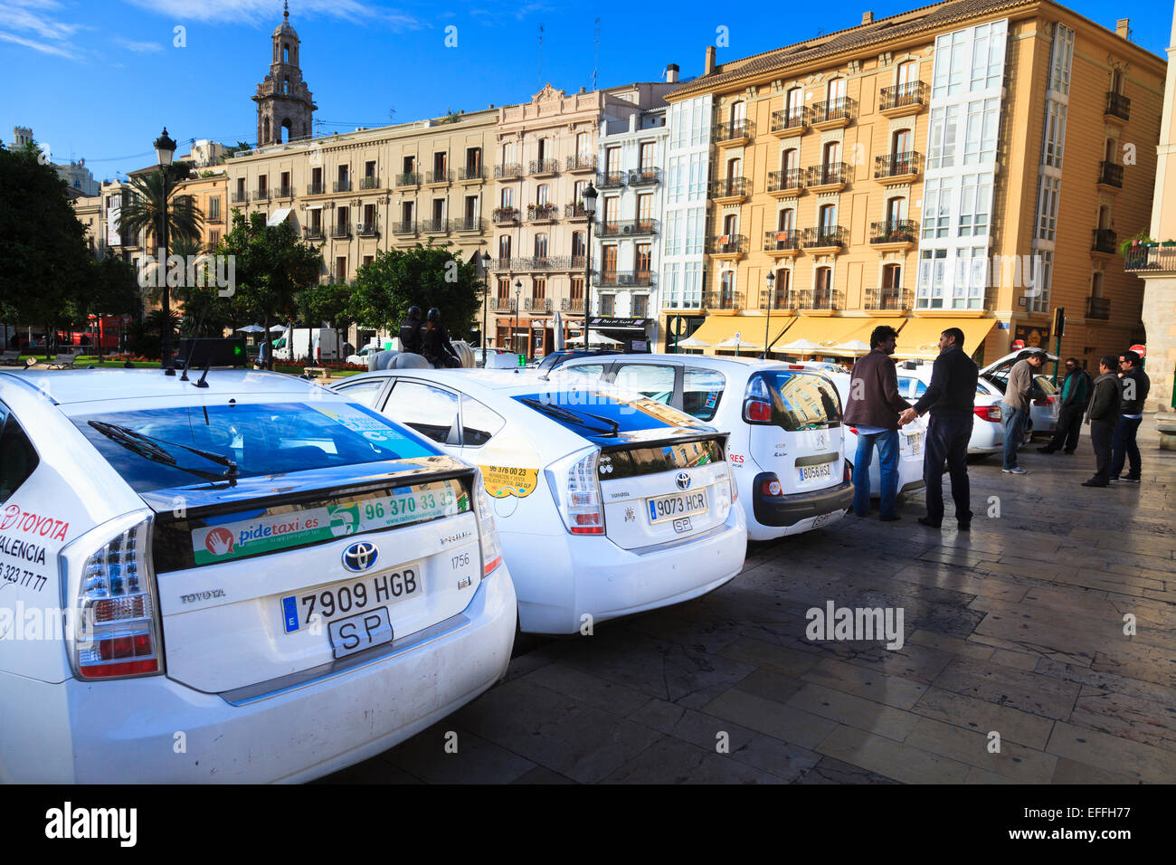 Taxis valencia hi-res stock photography and images - Alamy