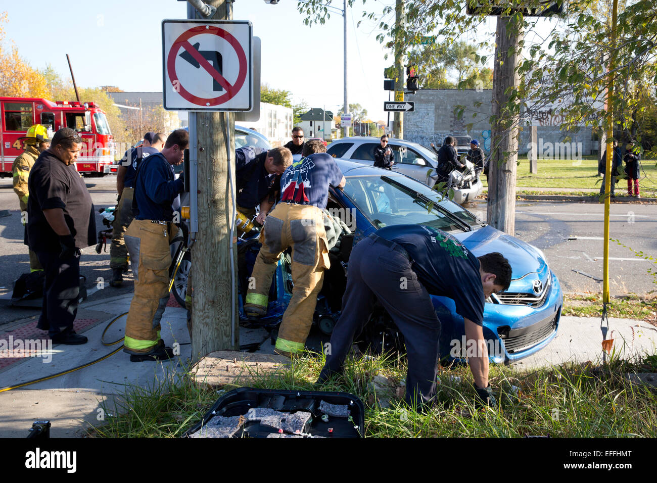 DFD firefighters in action, Detroit, Michigan, USA, October 2014 Stock ...