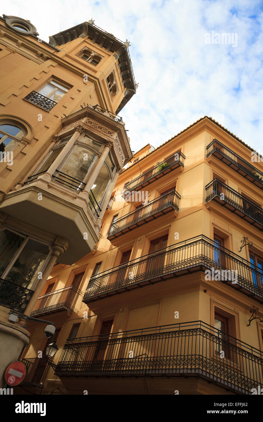 Spanish building blocks hi-res stock photography and images - Alamy