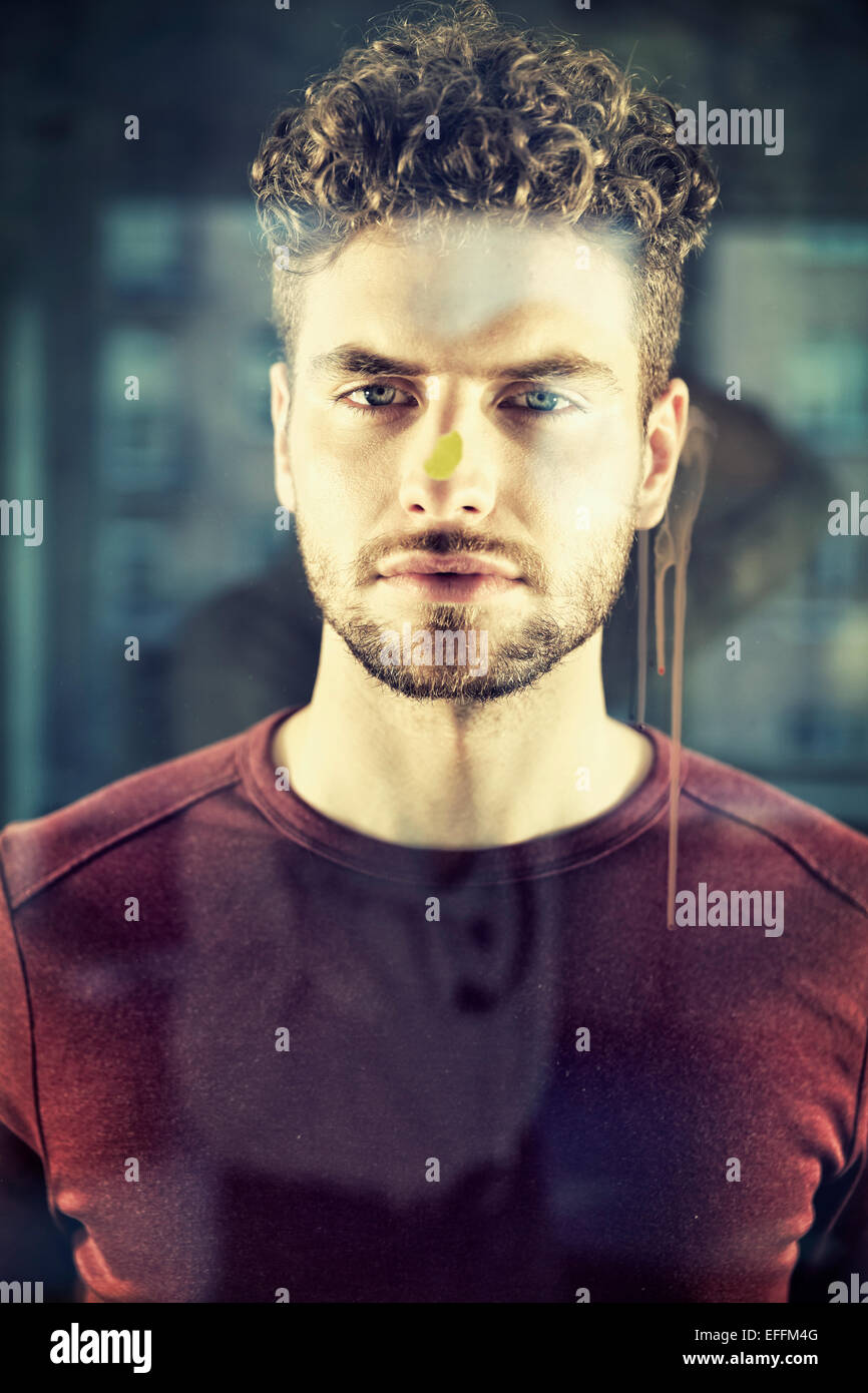 Man paint glass hi-res stock photography and images - Alamy