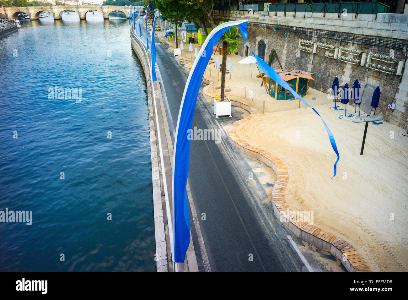 Paris beach hi-res stock photography and images - Alamy