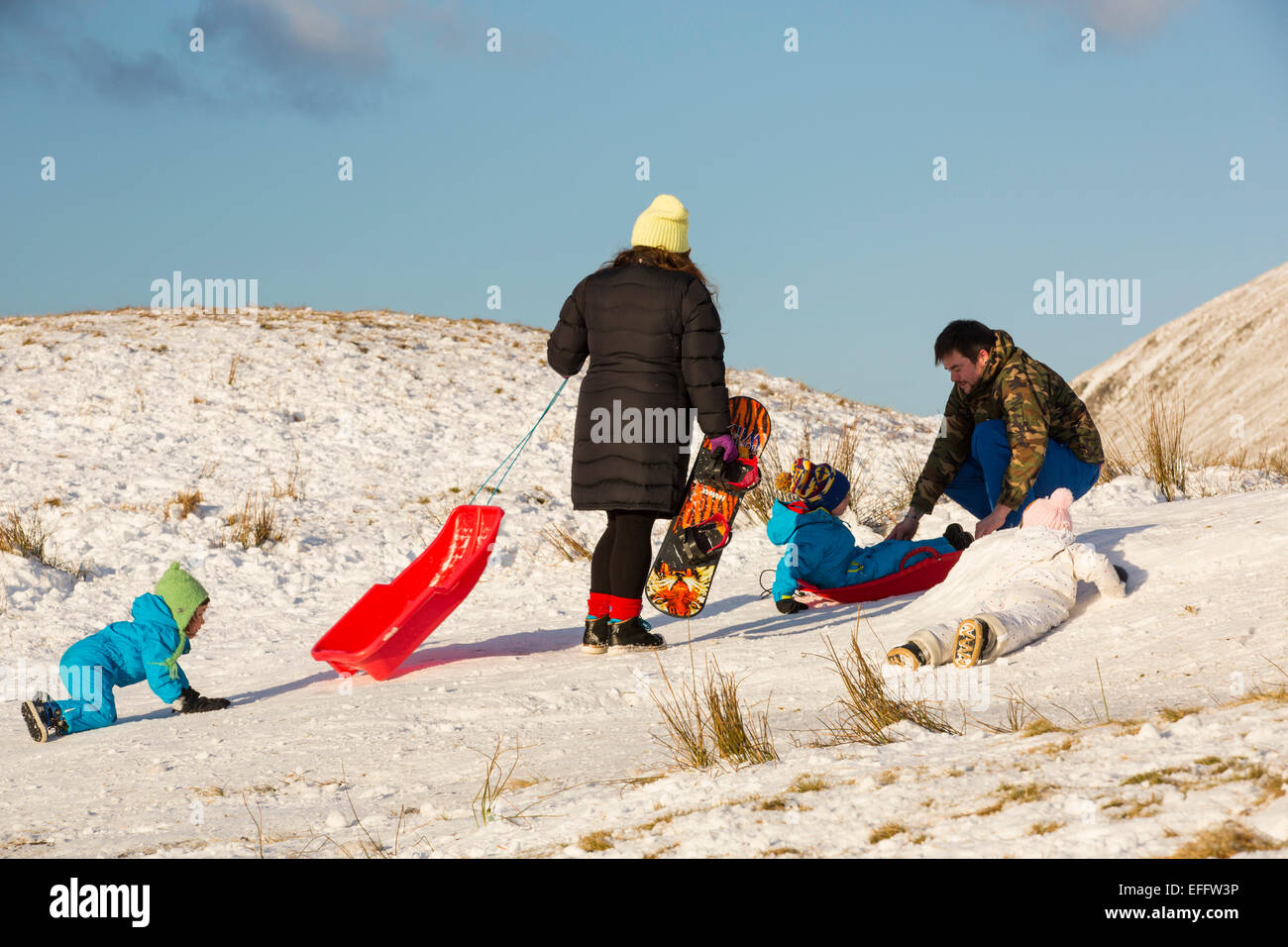 Sledging uk hi-res stock photography and images - Alamy