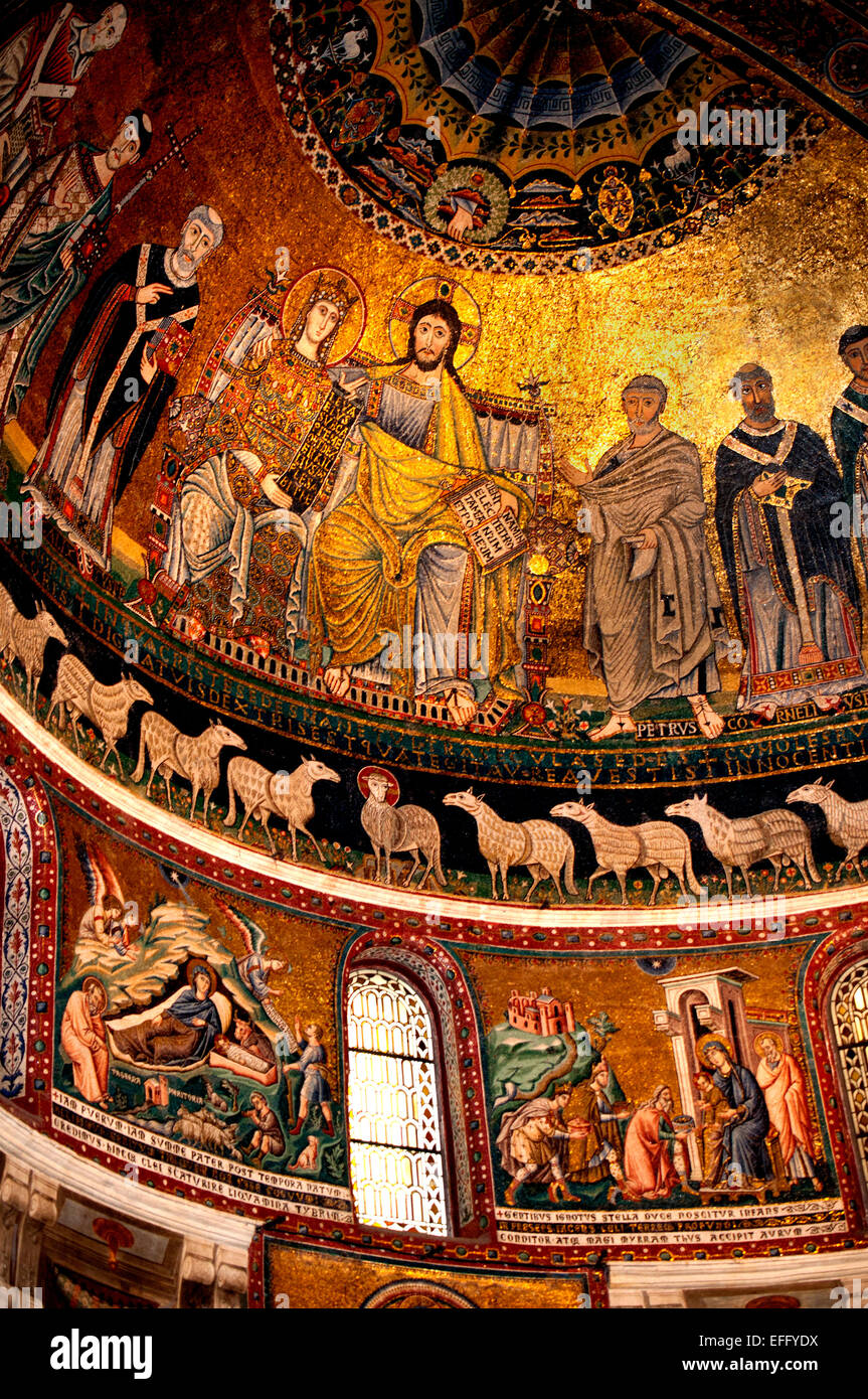 Golden 13th century mosaics in the apse basilica di santa maria High Resolution Stock ...