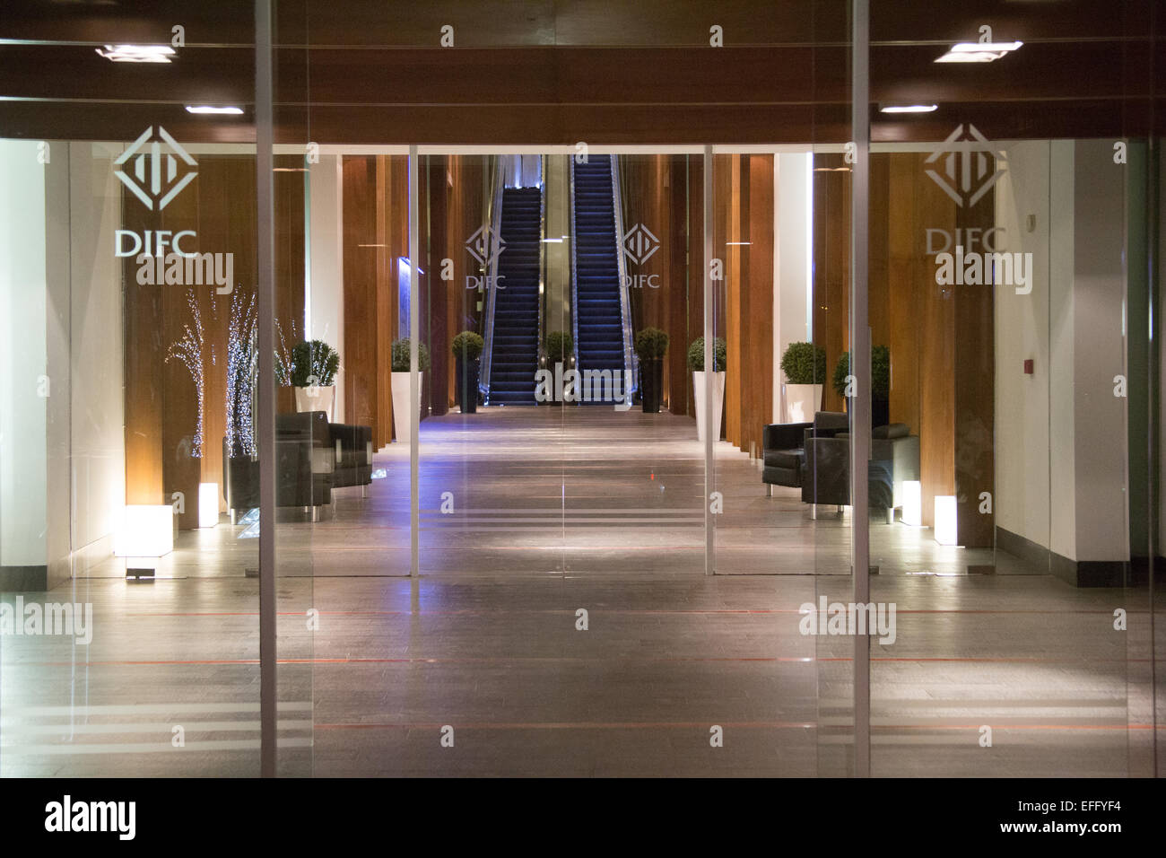 Entrance to the DIFC at Gate 8 Dubai, UAE Stock Photo - Alamy