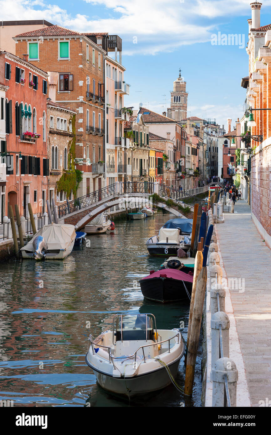 View of venice canal hi-res stock photography and images - Alamy