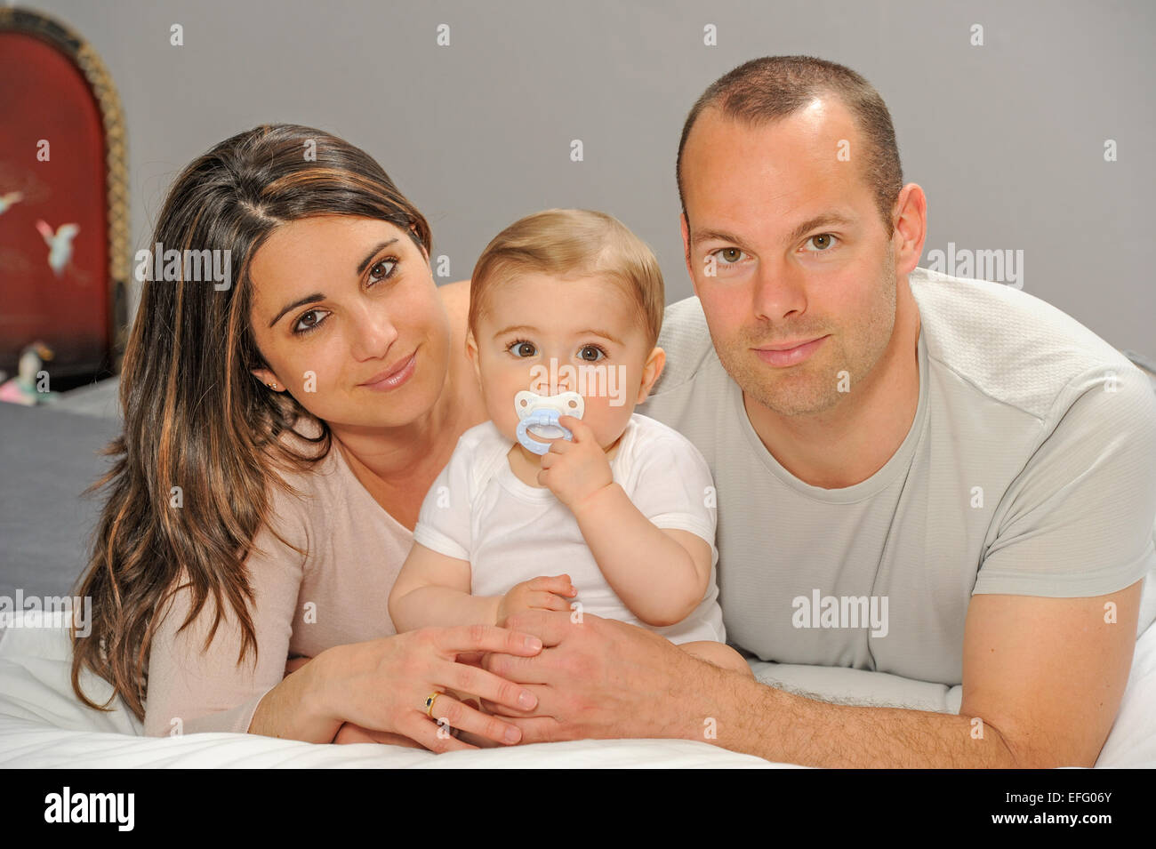 Newborn baby parents home hi-res stock photography and images - Alamy