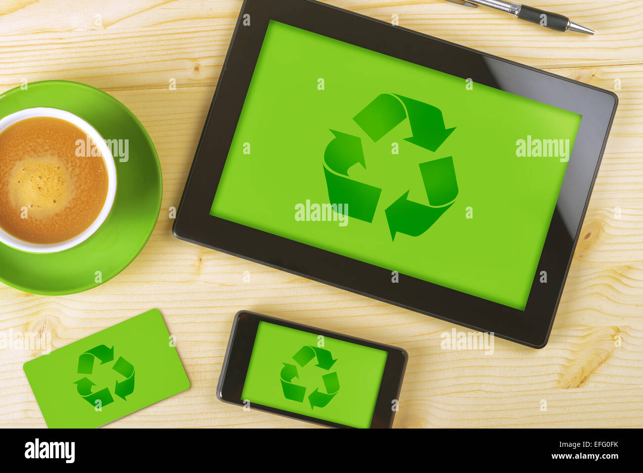Mobile recycle hi-res stock photography and images - Alamy