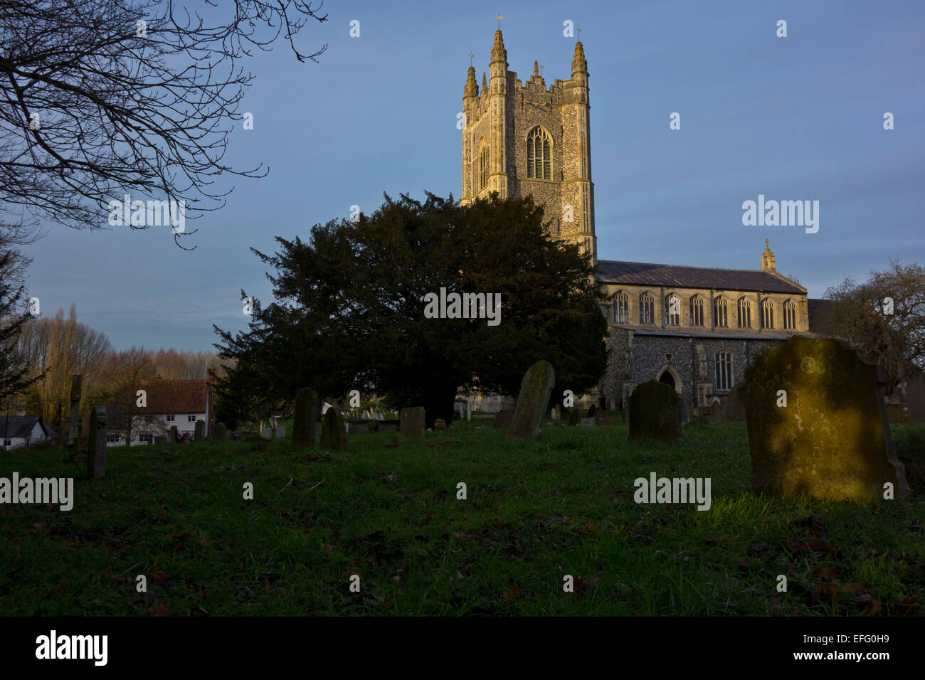 Redenhall church hi-res stock photography and images - Alamy