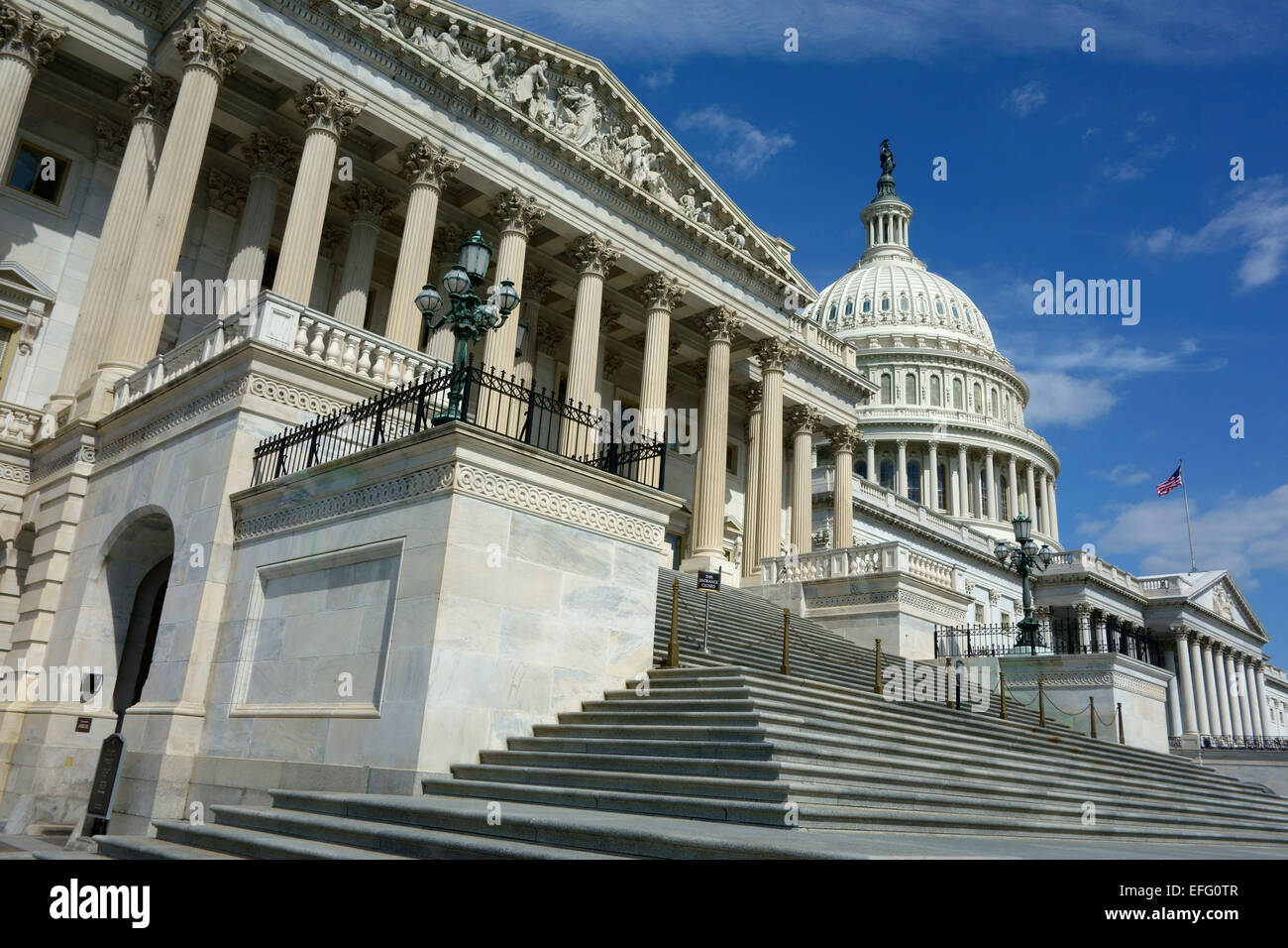 Panoramic of us capitol building hi-res stock photography and images ...