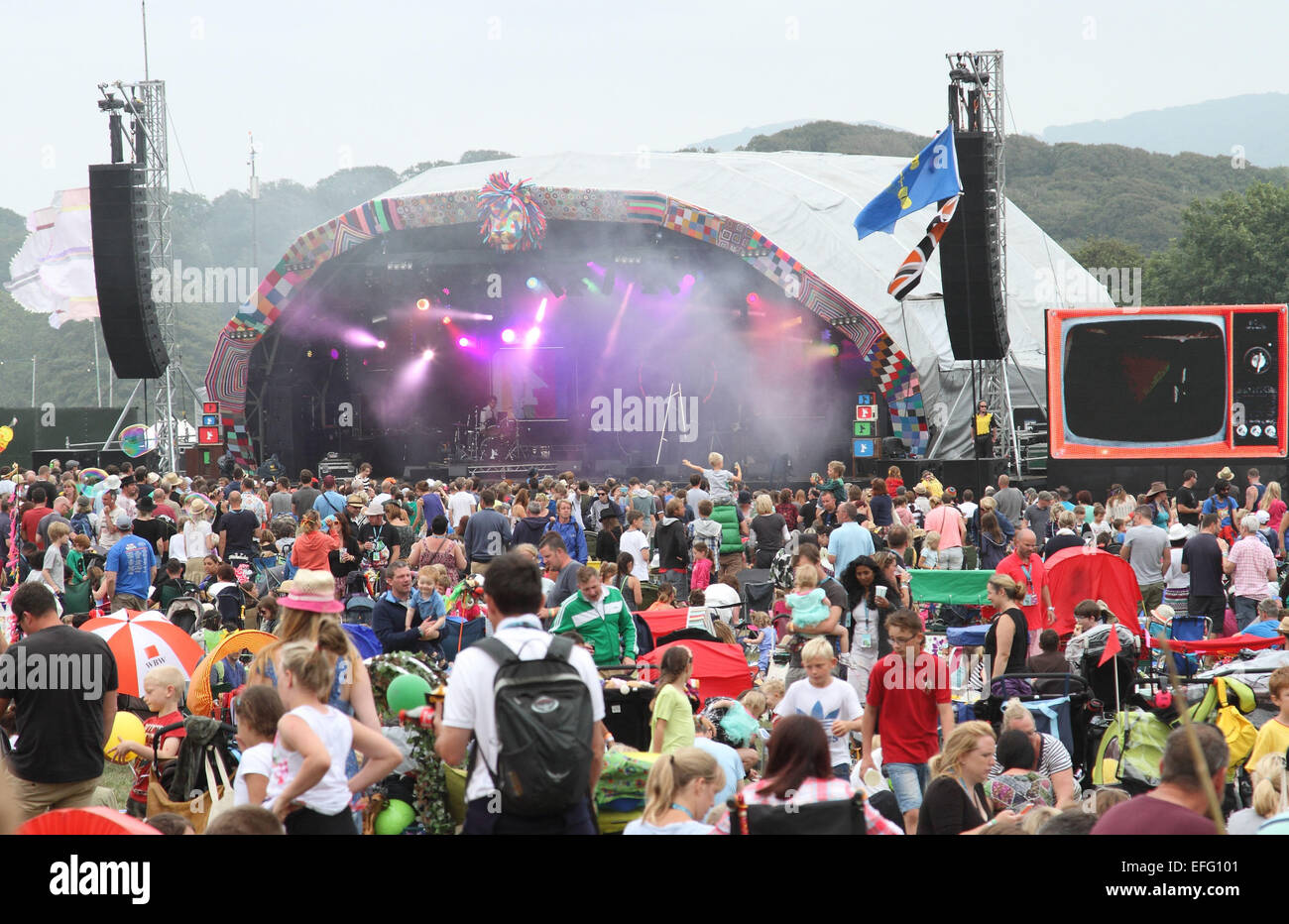 Camp Bestival - Day One at Lulworth Castle, Dorset Featuring ...