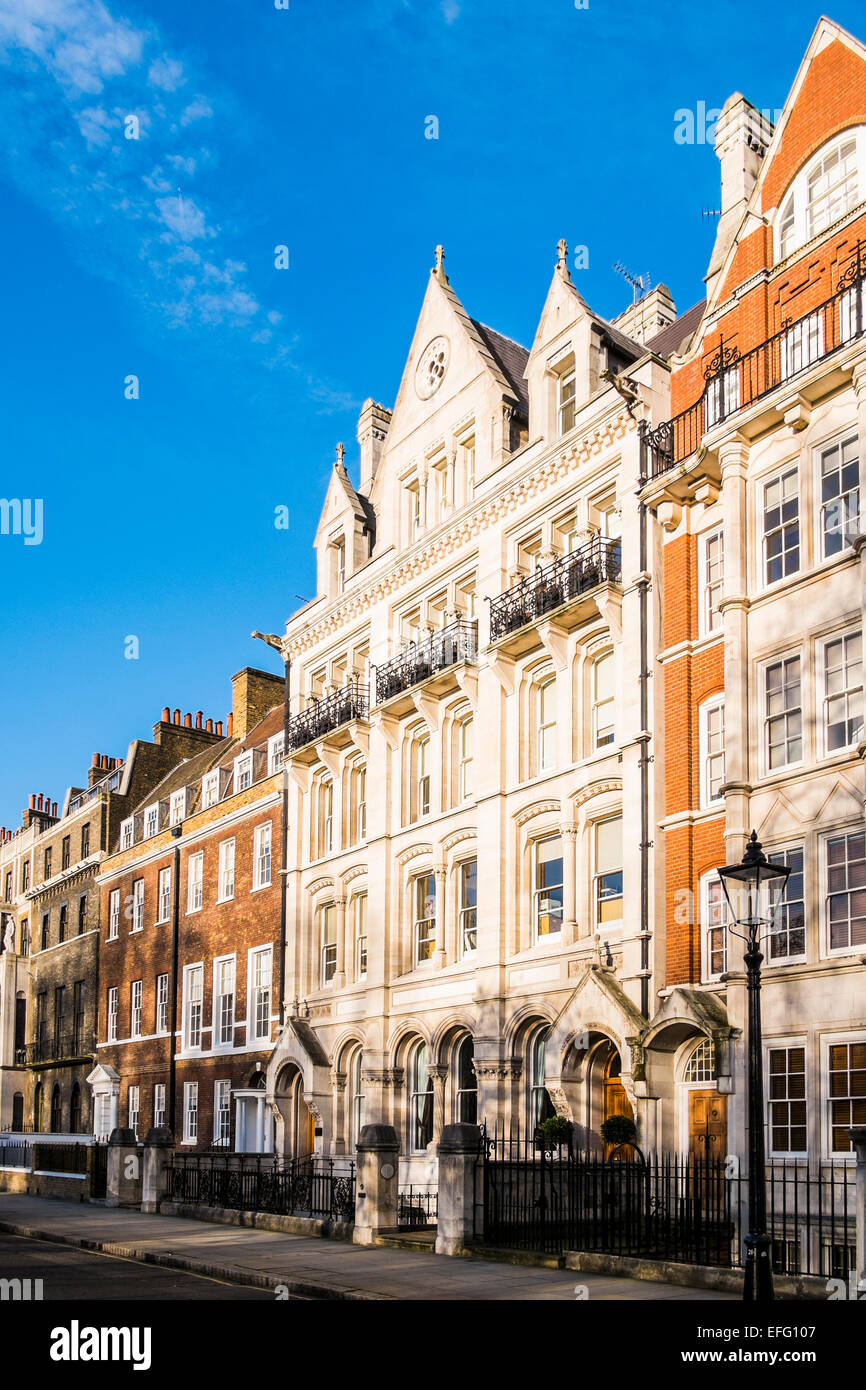 Lincoln's Inn Fields - London Stock Photo - Alamy