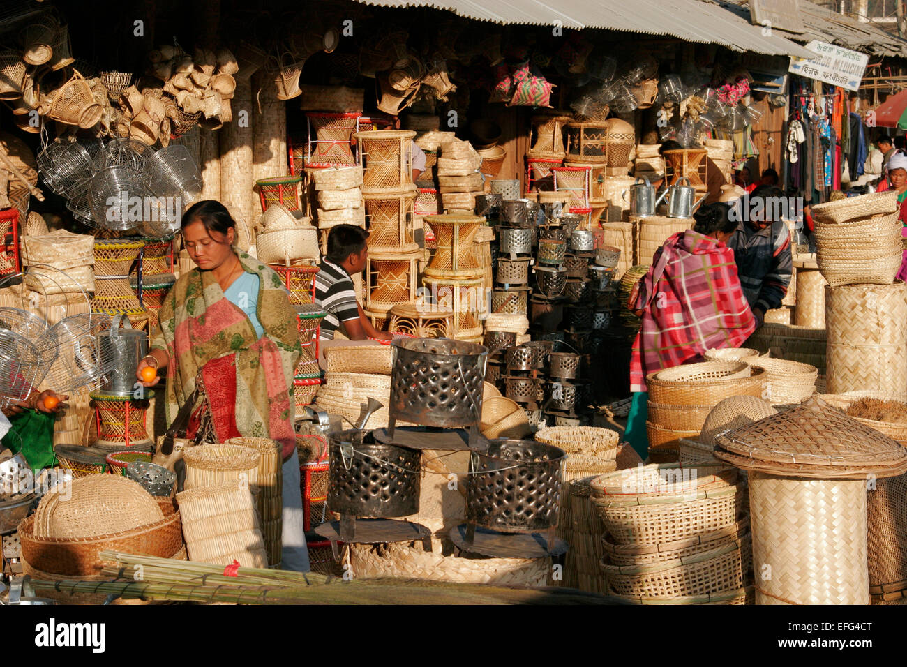 Outdoor market in Imphal, Manipur, India Stock Photo - Alamy