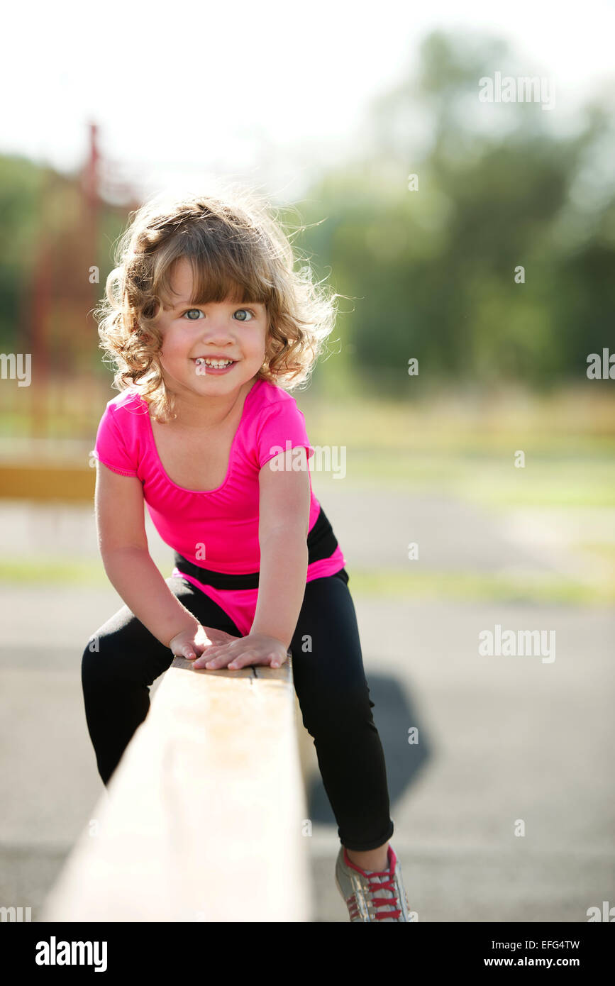 Kids plays outside hi-res stock photography and images - Alamy