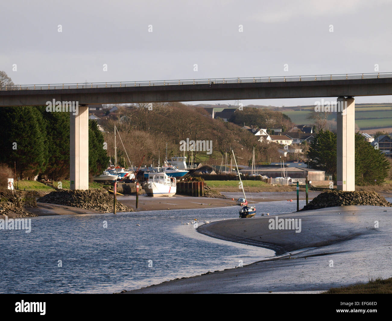 Wadebridge Bypass Viaduct crosses the River Camel on the A39, Cornwall ...