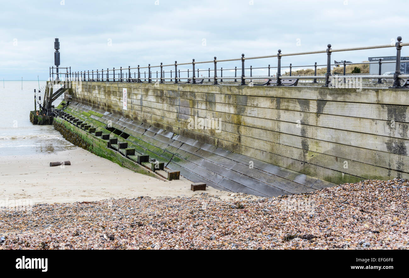 Littlehampton pier hi-res stock photography and images - Alamy