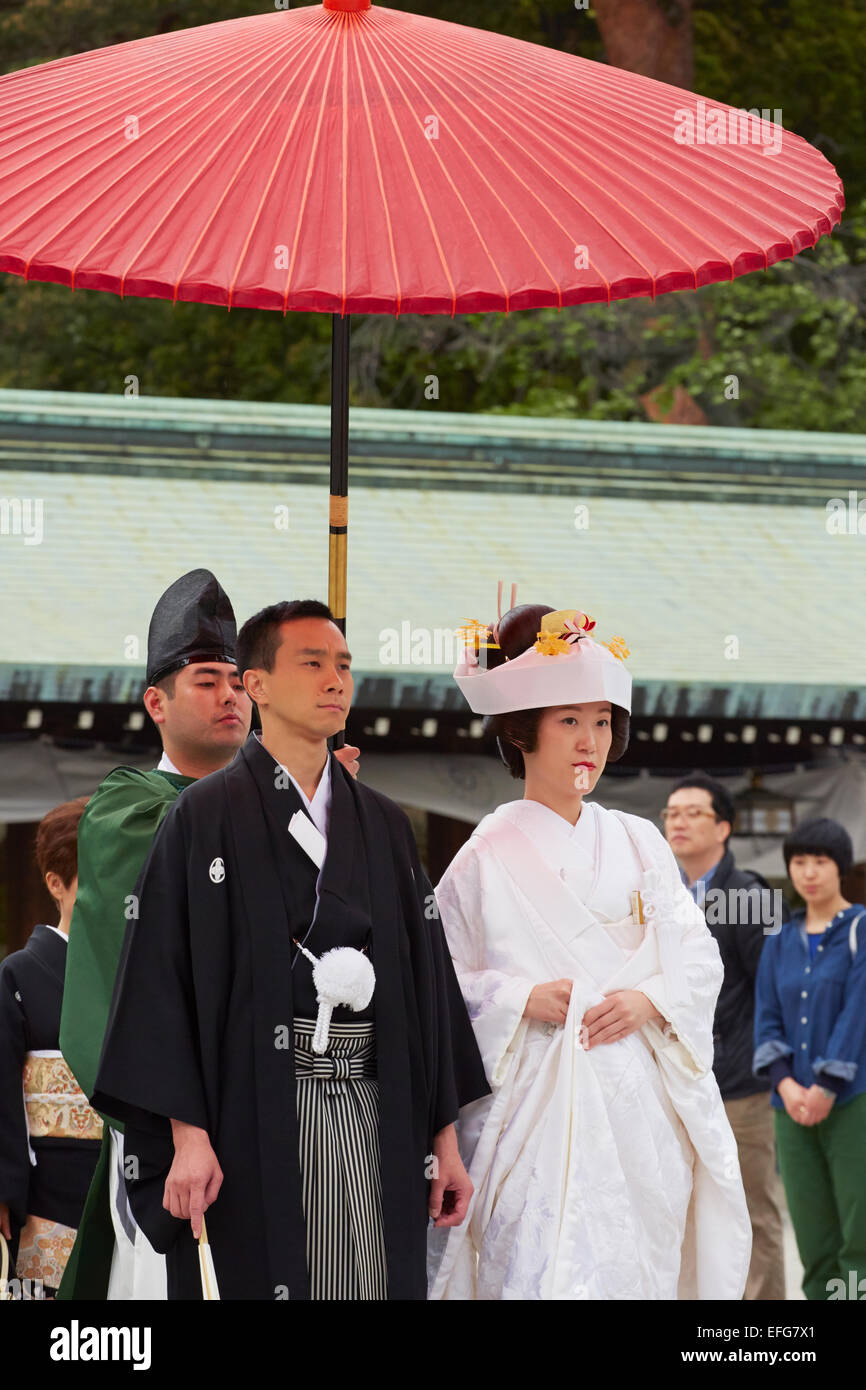 Traditional japanese wedding hi-res stock photography and images - Alamy