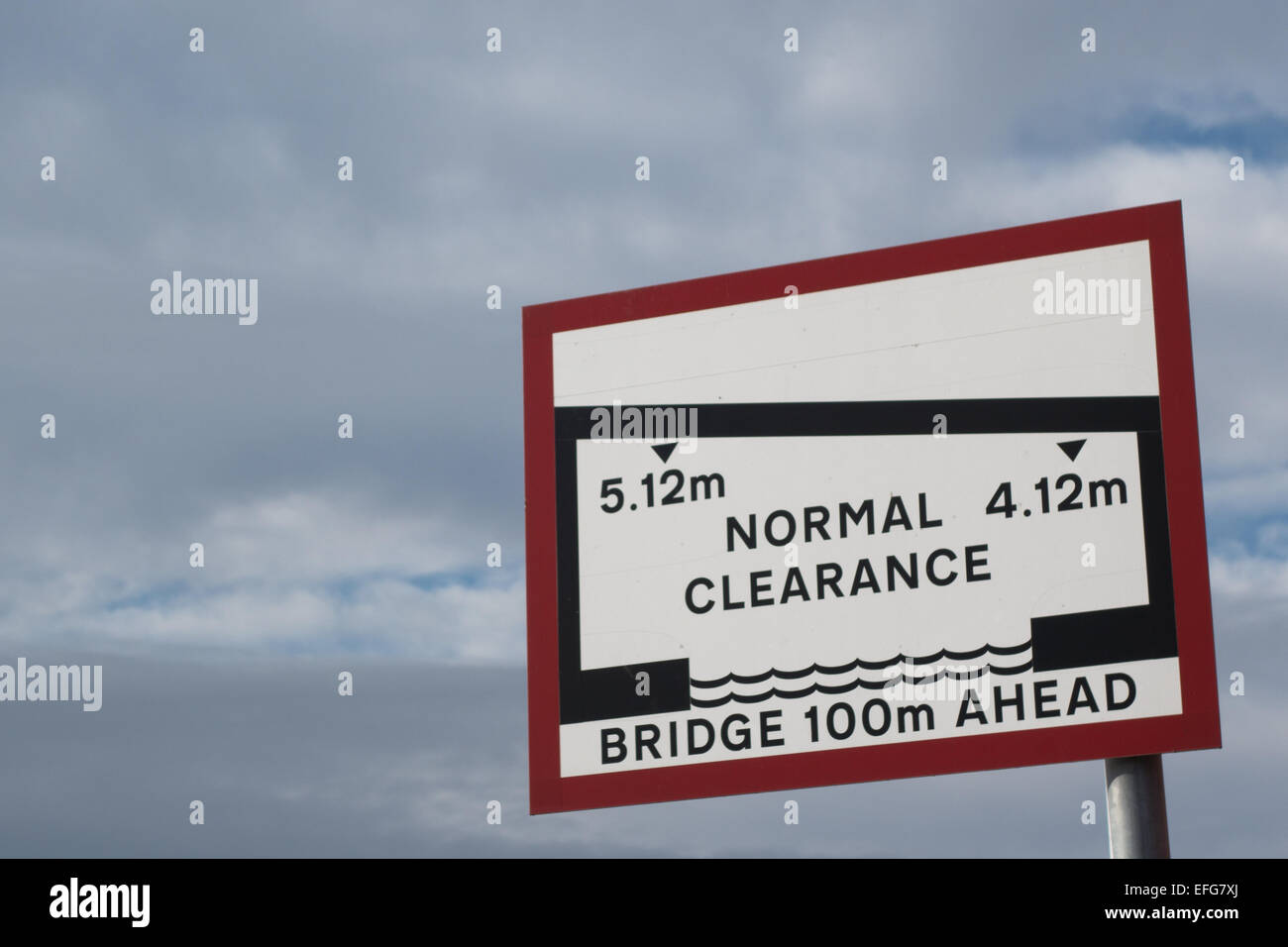 Sign warning of low bridge at west end of Brayford Pool. Lincoln Stock ...