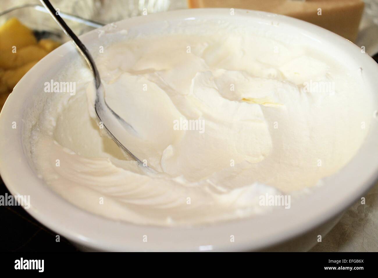 homemade whipped cream in bowl Stock Photo - Alamy
