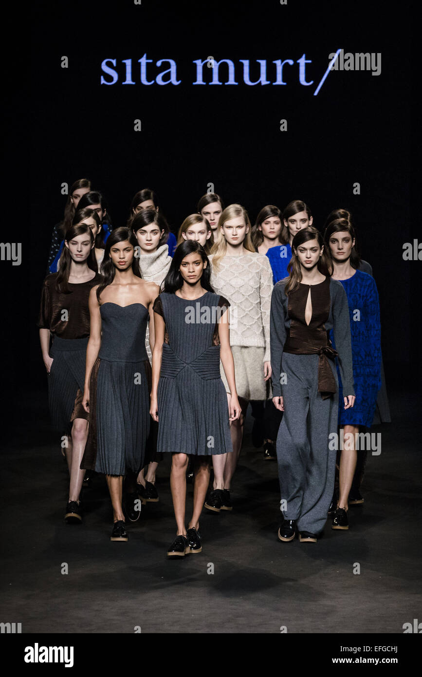 Barcelona, Catalonia, Spain. 3rd Feb, 2015. Models on the catwalk ...