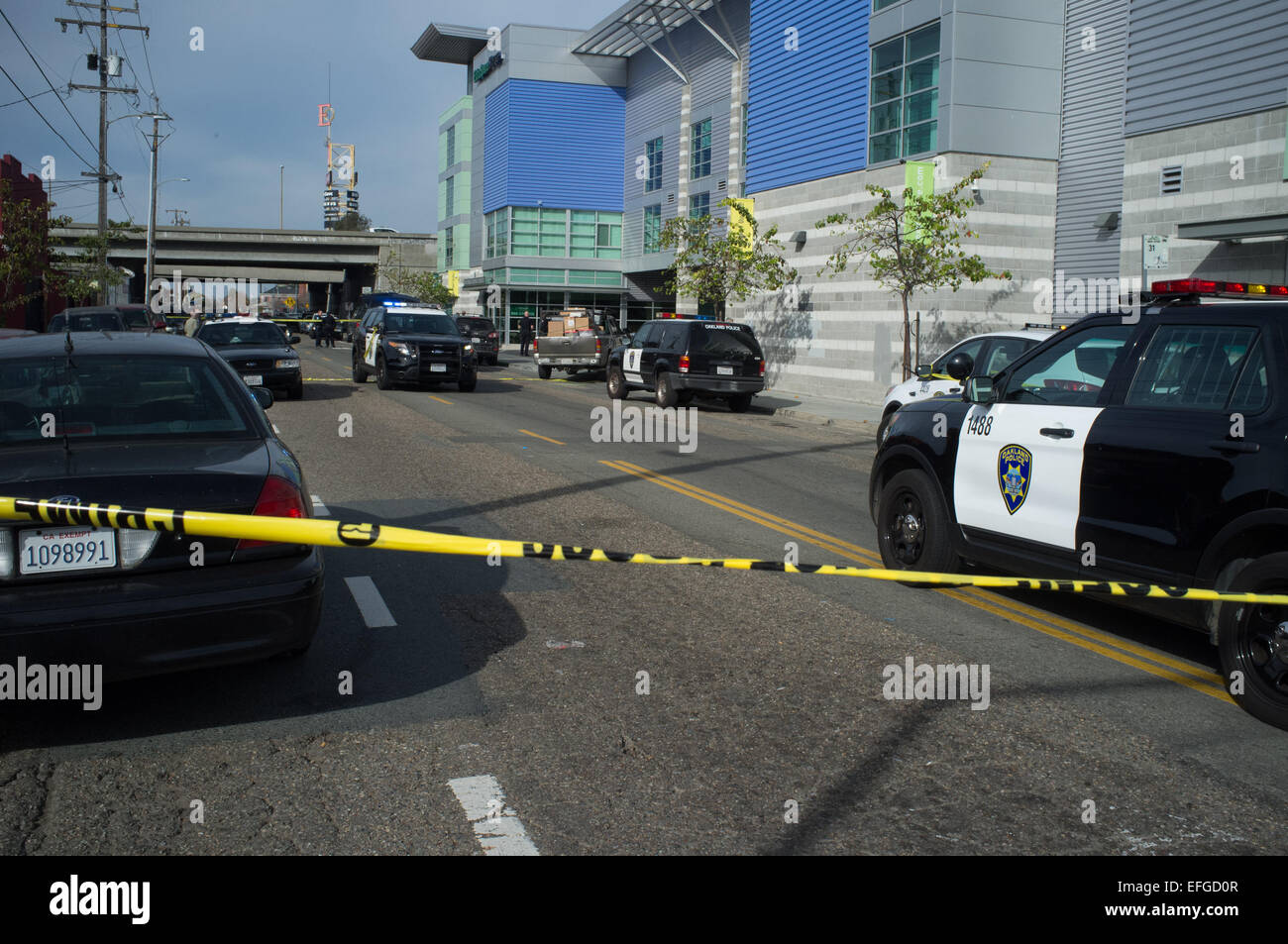 Oakland police crime scene hi-res stock photography and images - Alamy