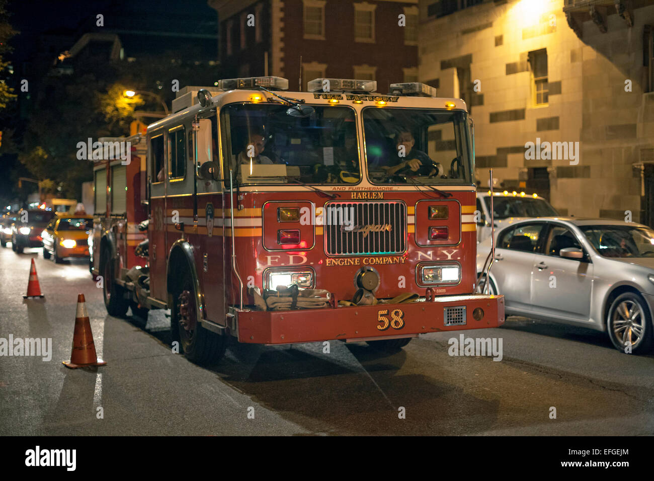 New york city fire engine hi-res stock photography and images - Alamy