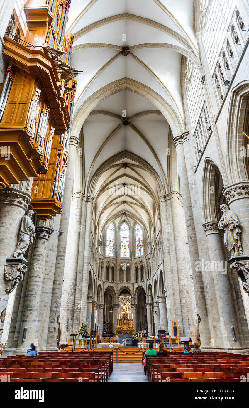 Interno Della Cattedrale Di Bruxelles