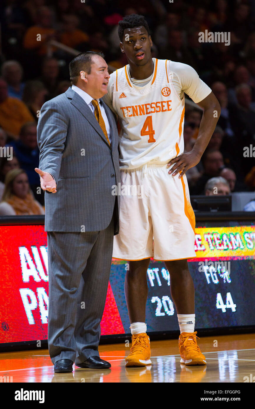 February 03, 2015:head coach Donnie Tyndall talks with Armani Moore #4 ...