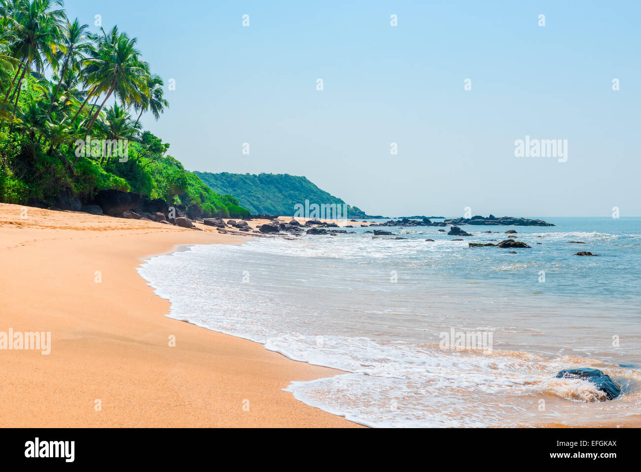 Big hill beach hi-res stock photography and images - Alamy