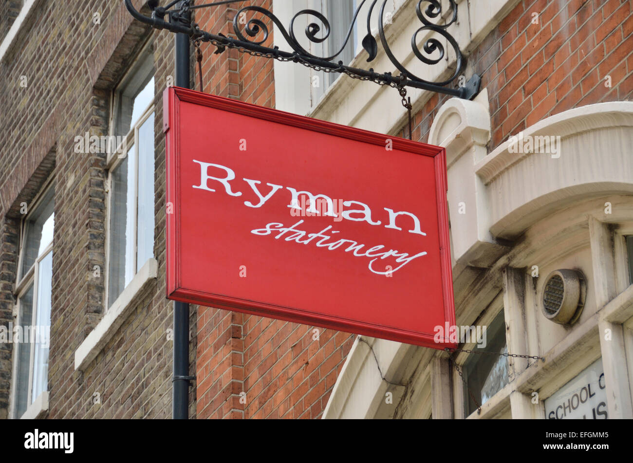 Traditional shop sign hanging outside hi-res stock photography and ...