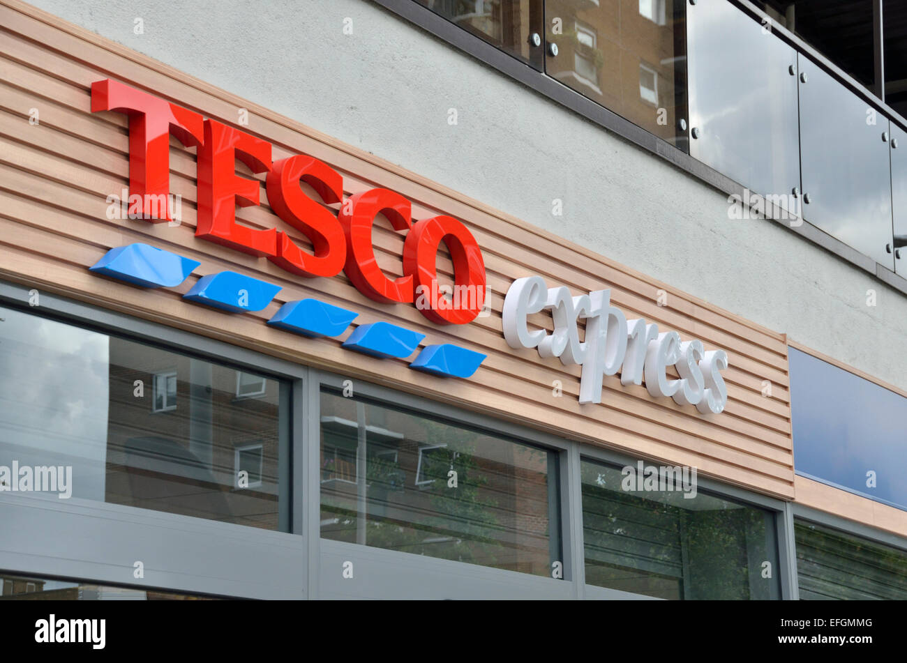 Tesco Express Supermarket, London, UK Stock Photo - Alamy